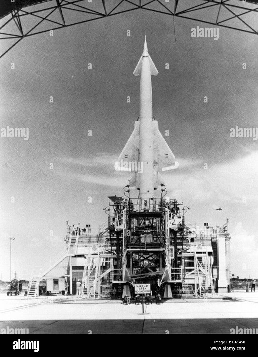 Aircraft stand position hi-res stock photography and images - Alamy