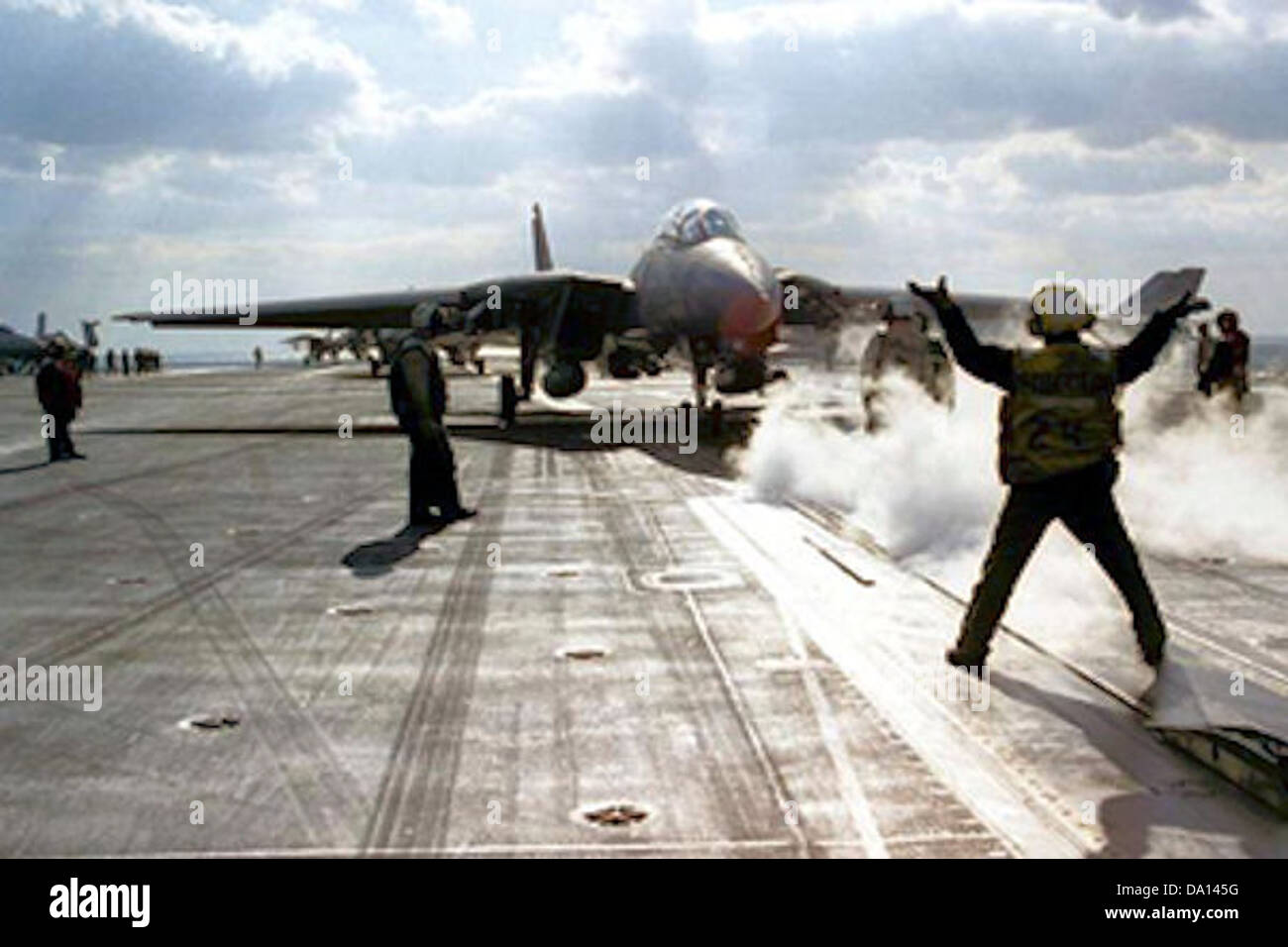 Naval air systems command hi-res stock photography and images - Alamy