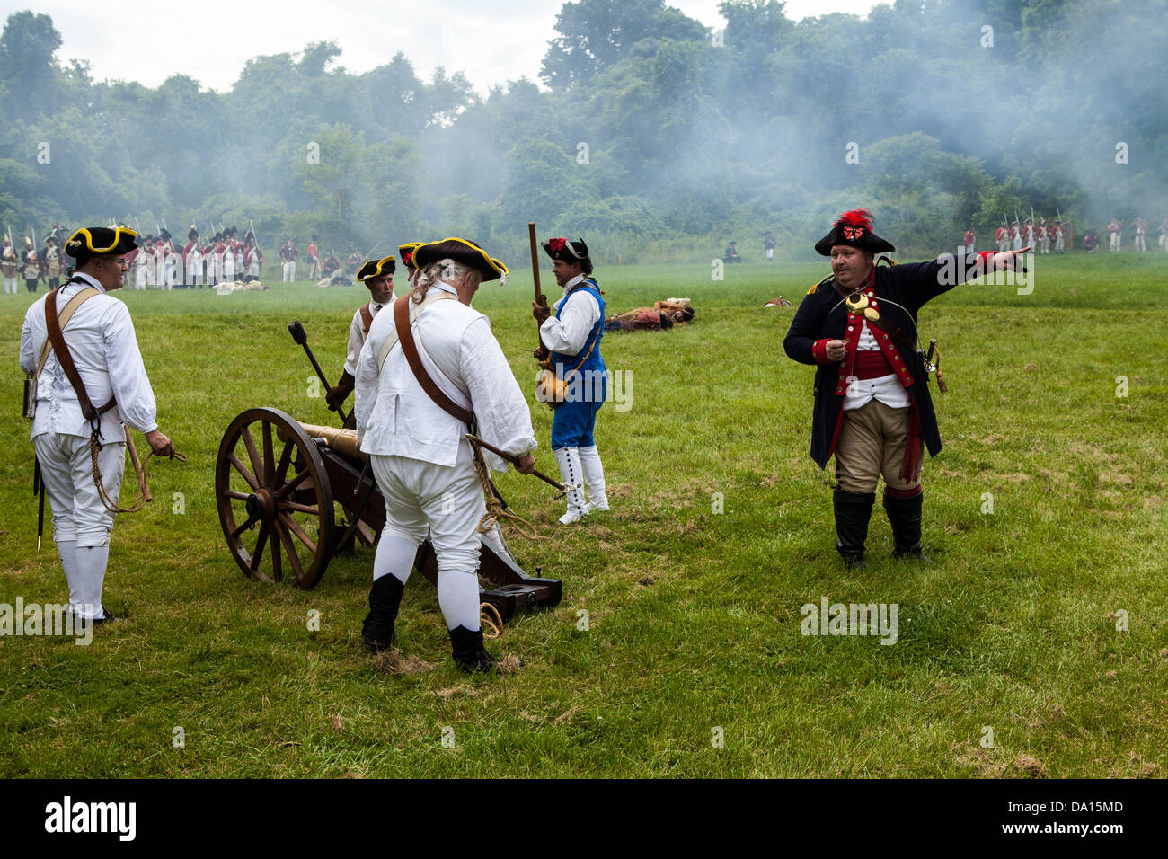 Lancaster, Pennsylvania - Revolutionary War Reenactors gather at an ... Lancaster, Pennsylvania - Revolutionary War Reenactors gather at an ...