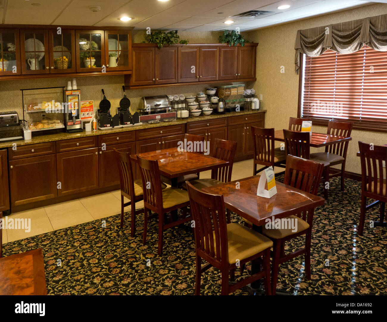 Comfort Inn motel hotel dining room Stock Photo - Alamy
