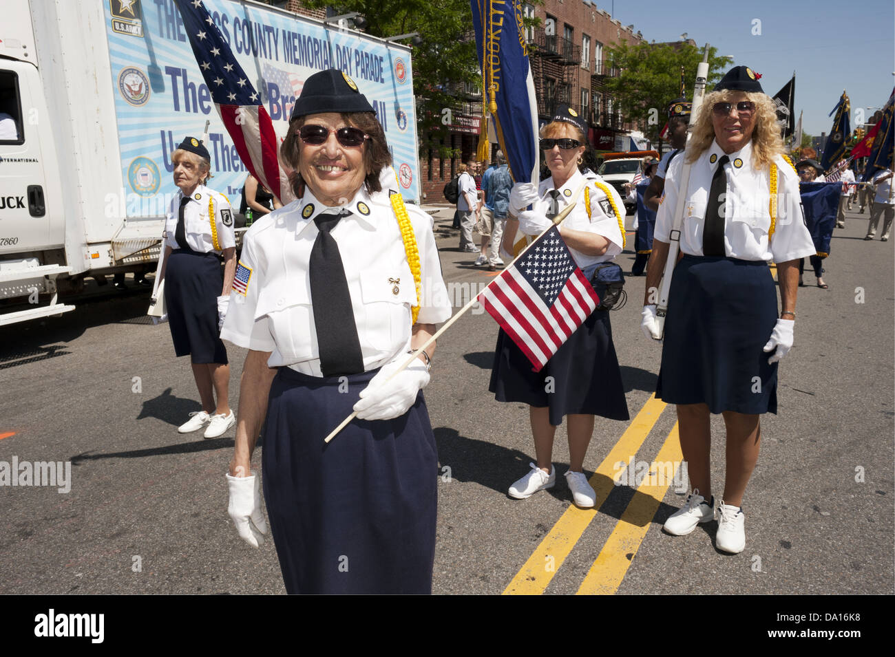 American legion parade hi-res stock photography and images - Alamy