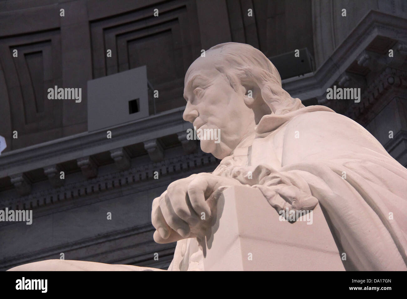 Ben franklin statue in philadelphia hi-res stock photography and images ...