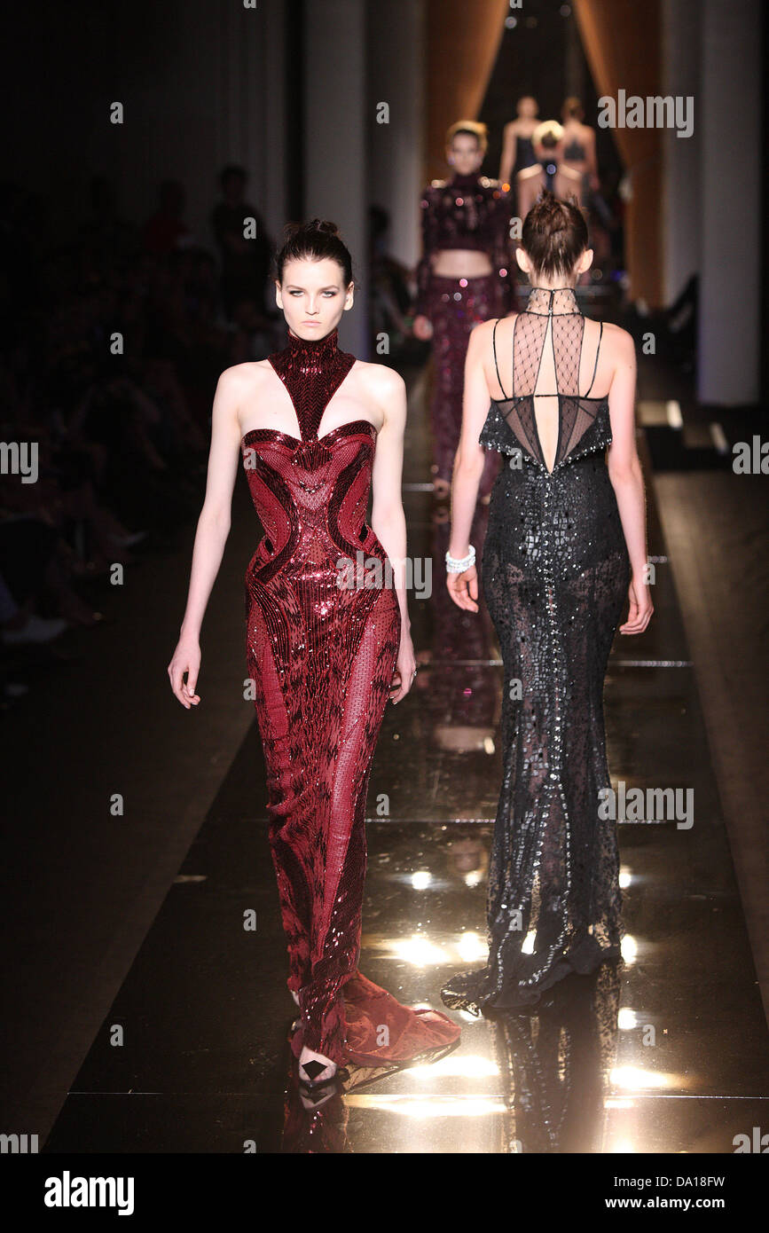 Donatella versace and models hi-res stock photography and images - Alamy