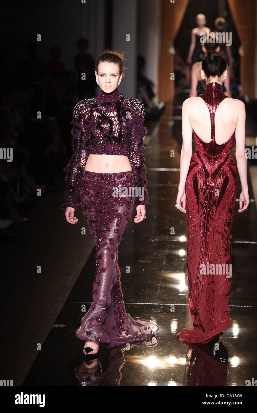 Donatella versace and models hi-res stock photography and images - Alamy