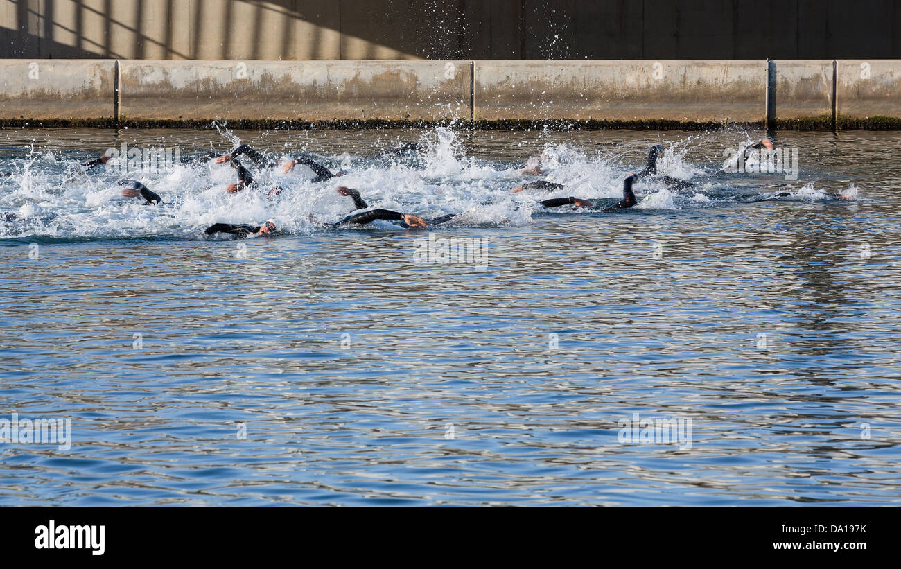 Swimmers body hi-res stock photography and images - Alamy