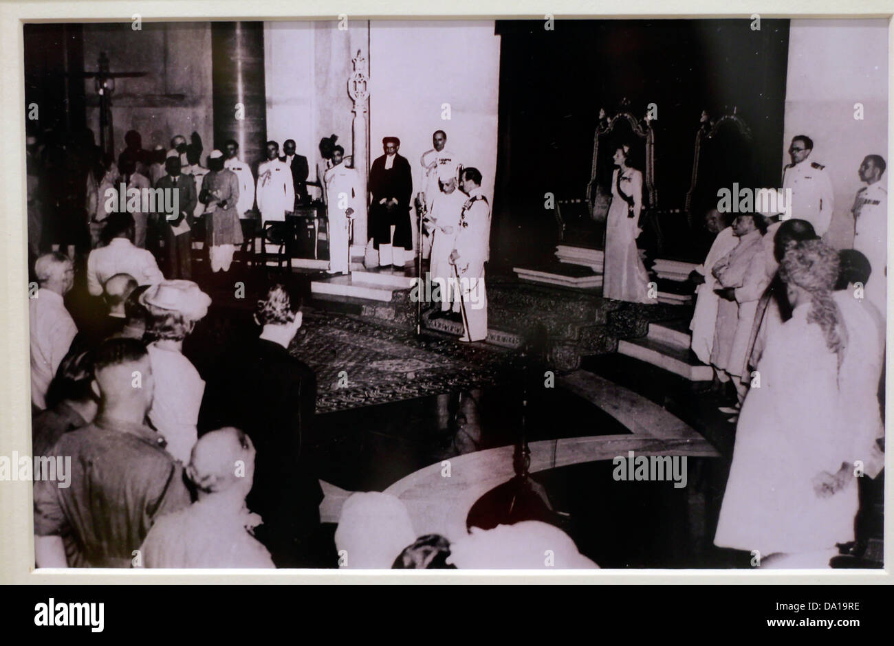 Jawaharlal Nehru, Sir Mountbatten and Lady Mountbatten at the time of ...