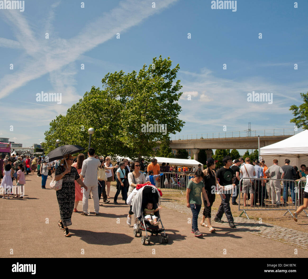 Outdoor event london attractions hi-res stock photography and images ...