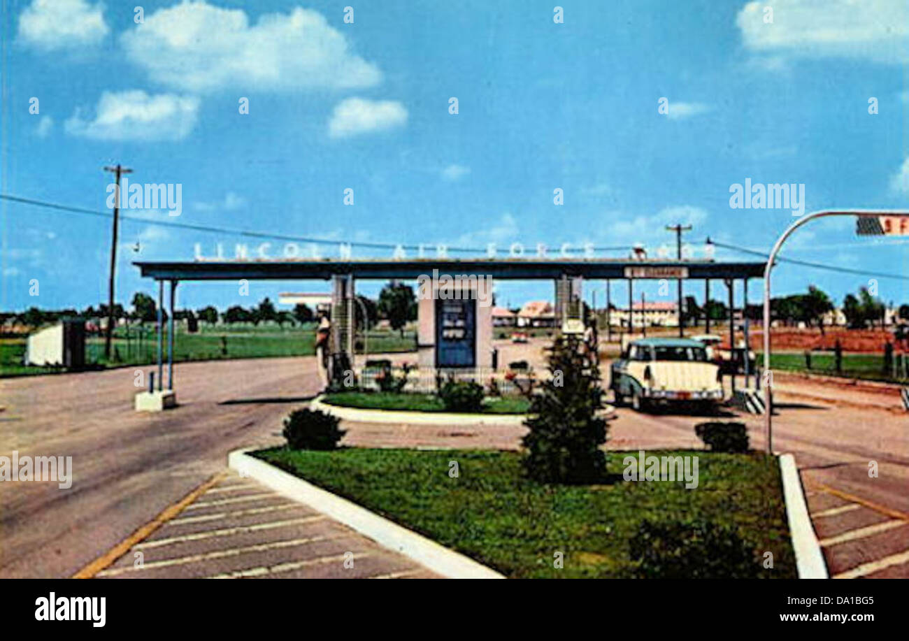 Airplane gate 1960 hi-res stock photography and images - Alamy