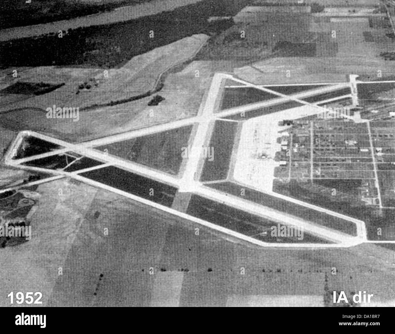 Army base activities hi-res stock photography and images - Alamy