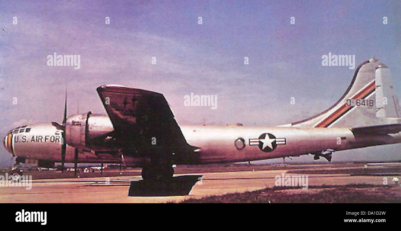 The Boeing B-50A-10-BO Superfortress 46-418, equipped with the KB-29M ...