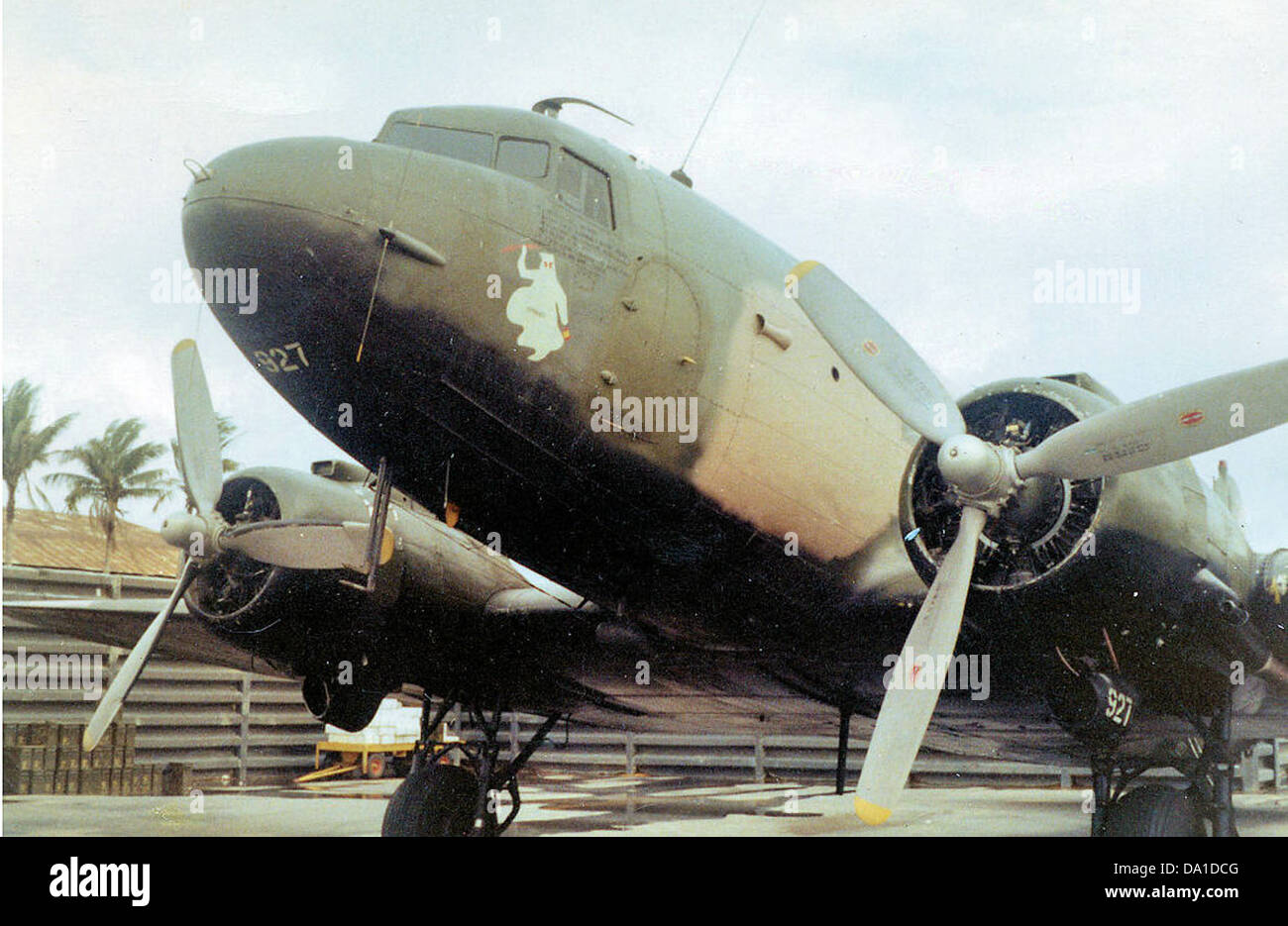 Tactical troop transport aircraft hi-res stock photography and images ...