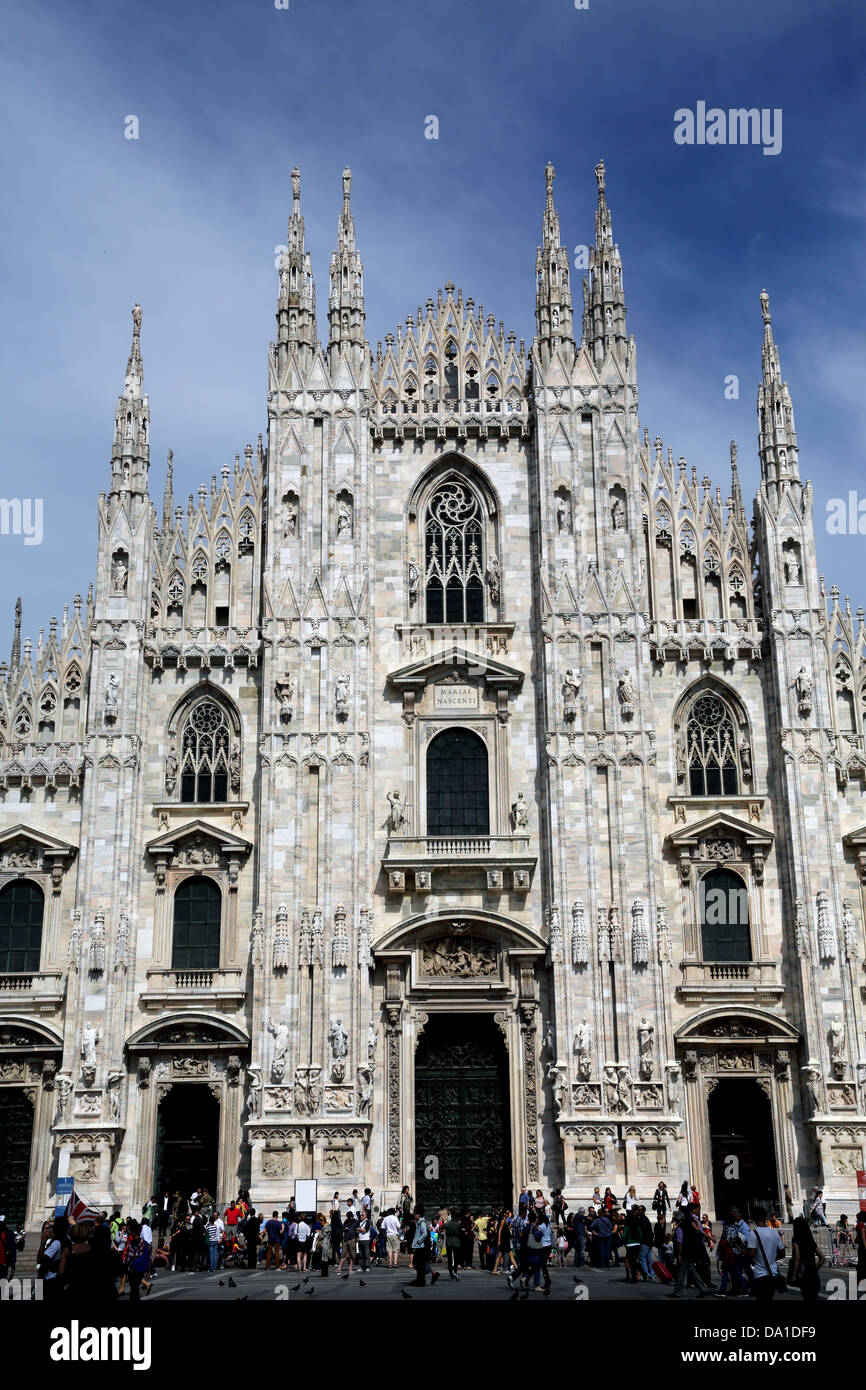 The facade of the Duomo in Milan Italy Stock Photo - Alamy