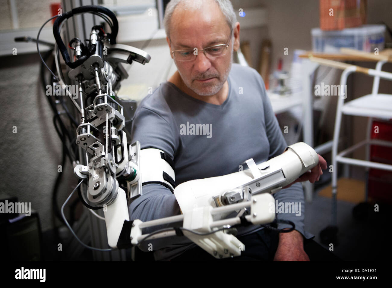 Rehabilitation robotics hi-res stock photography and images - Alamy