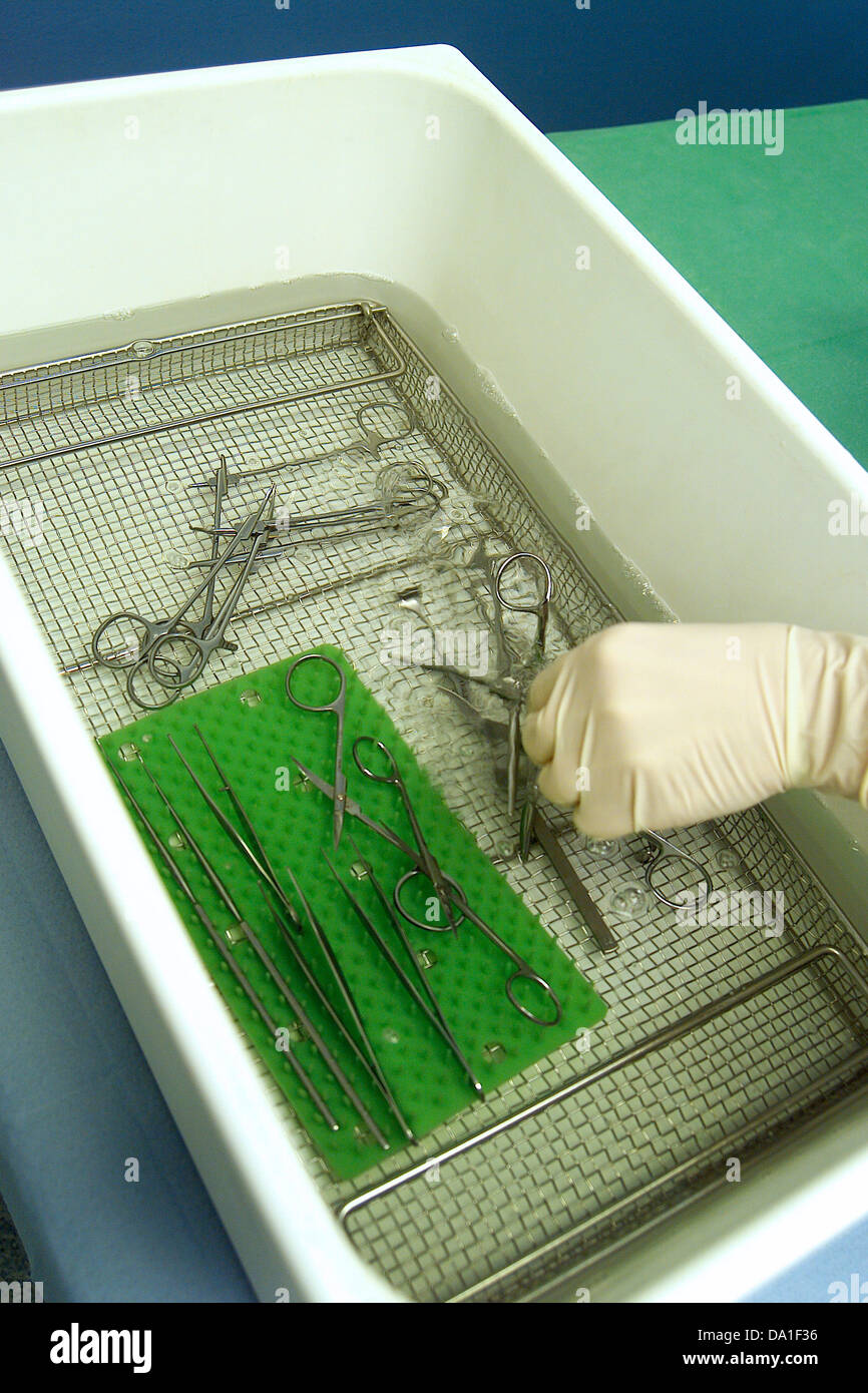 Cleaning operations hi-res stock photography and images - Alamy