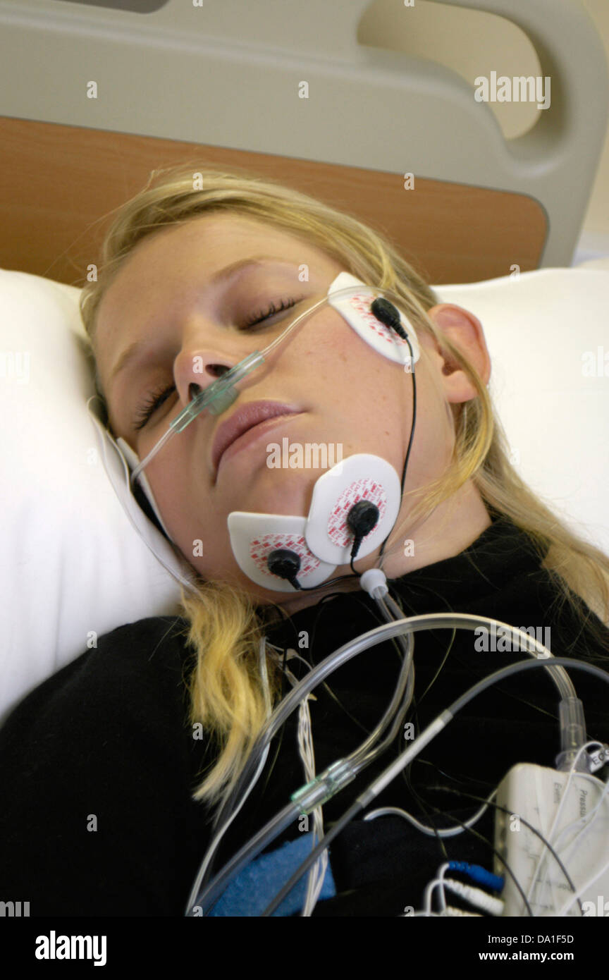 Polysomnography hi-res stock photography and images - Alamy