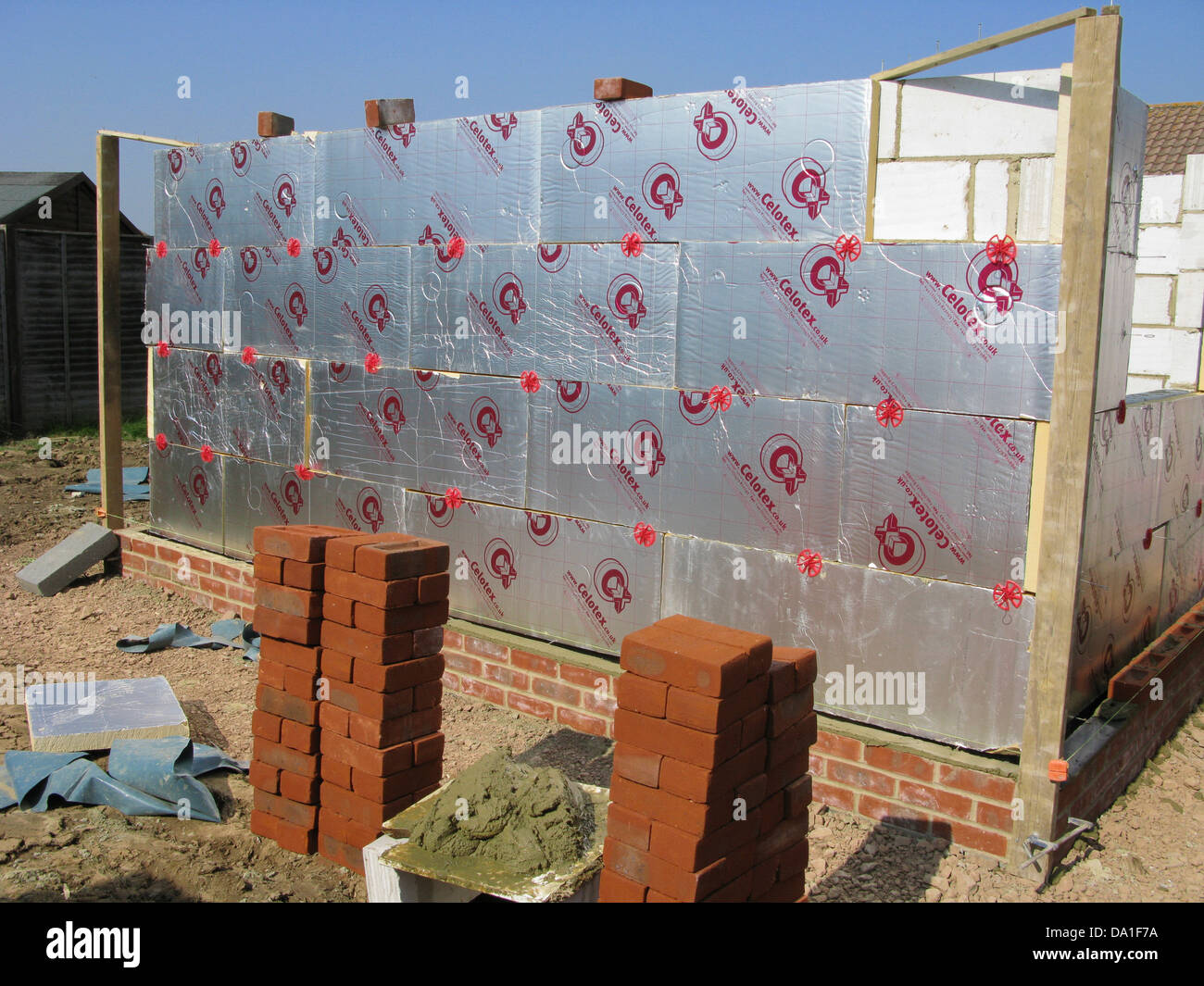 Brick wall with celotex thermal insulation board in cavity & cavity ...