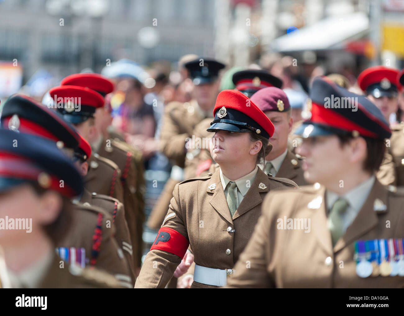 Army contingent hi-res stock photography and images - Alamy