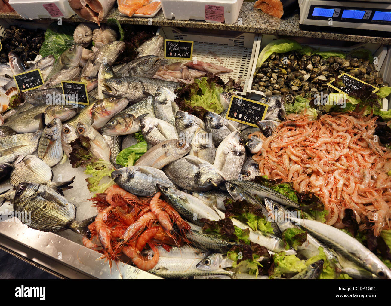 Malta food market hi-res stock photography and images - Alamy
