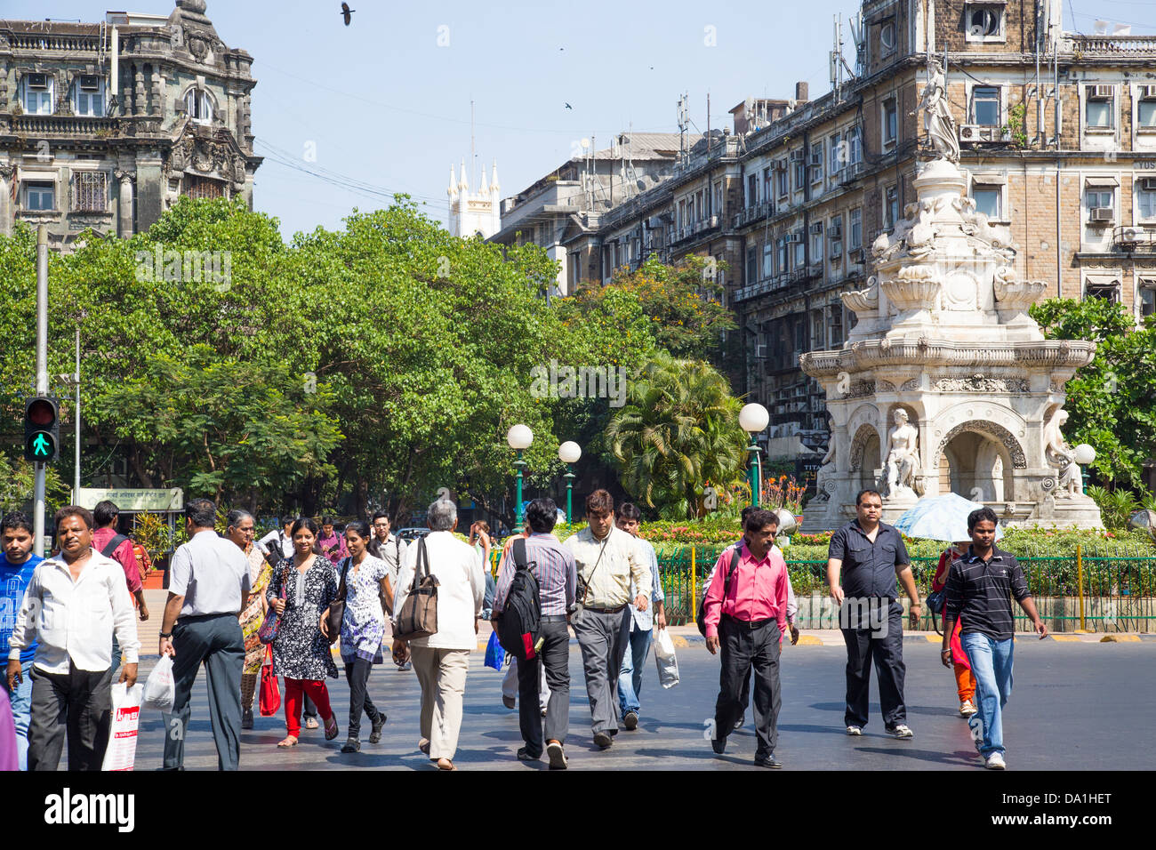 India pedestrian crossing hi-res stock photography and images - Alamy
