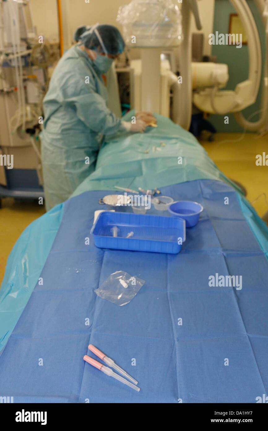Interventional surgery hi-res stock photography and images - Alamy