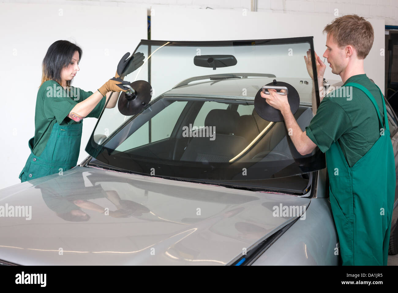 Glazing windscreen hi-res stock photography and images - Alamy