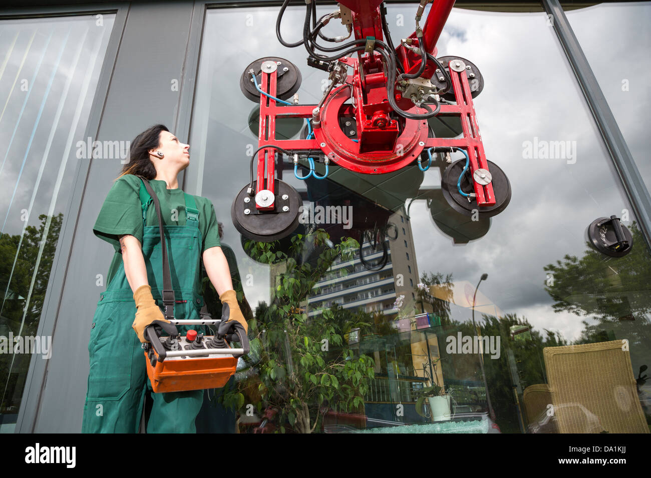 Glass installation hi-res stock photography and images - Alamy