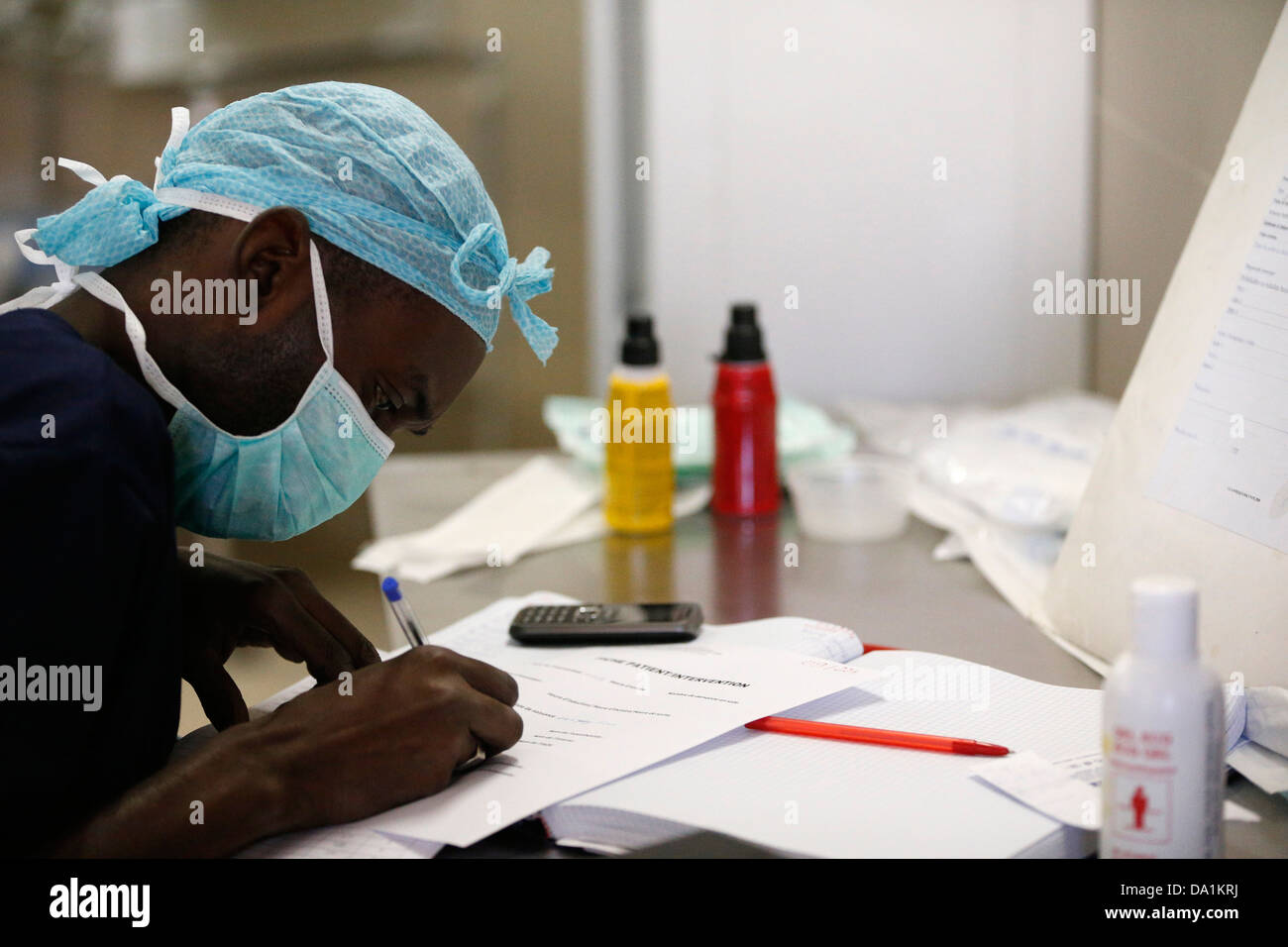 SURGERY IN AFRICA Stock Photo - Alamy