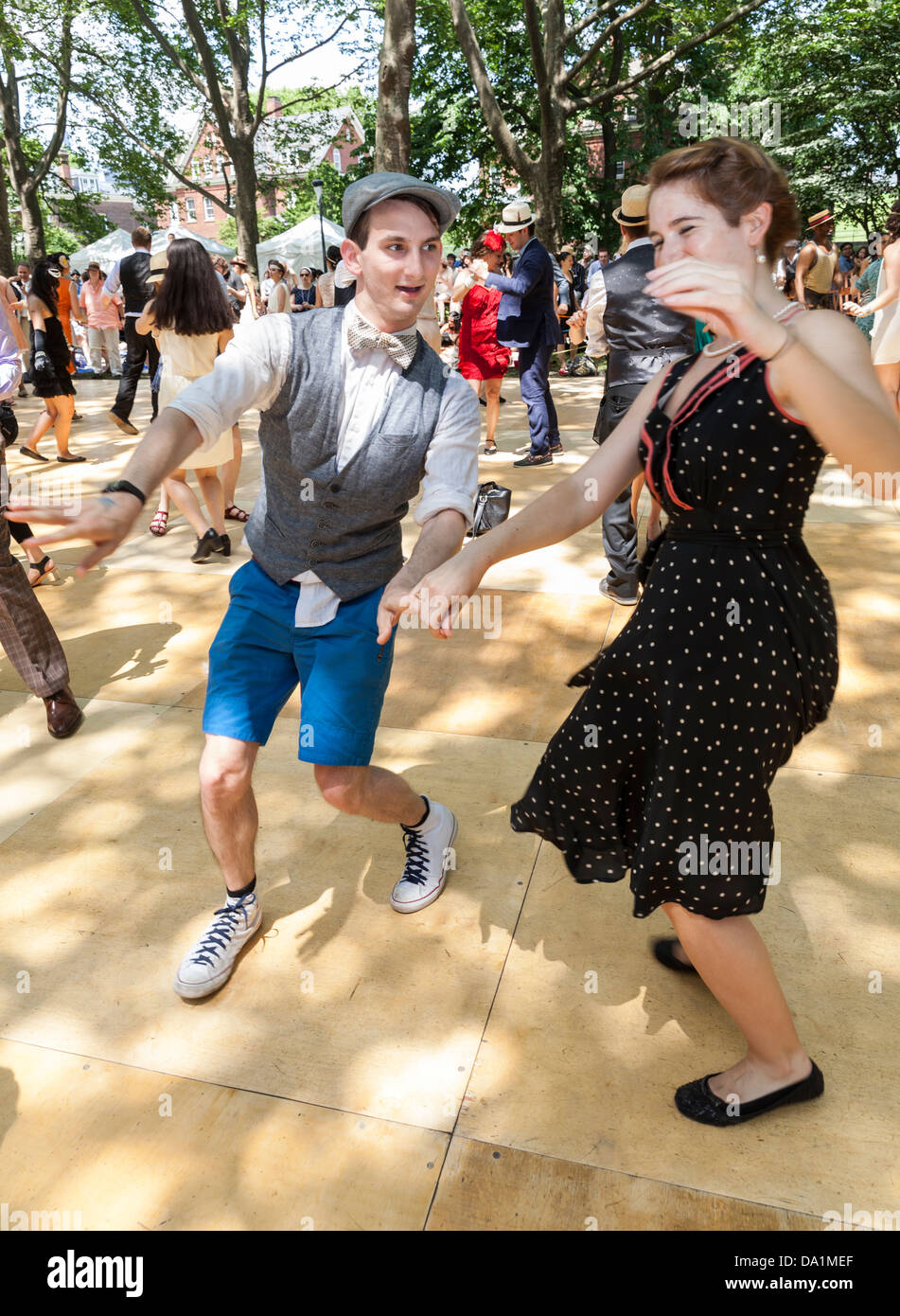 Jazz Age lawn party by Michael Arenella & the Dreamland Orchestra Stock ...