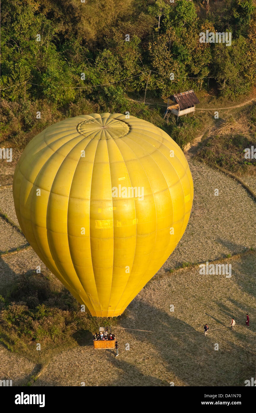 Aerial fly over experience rugged hi-res stock photography and images ...