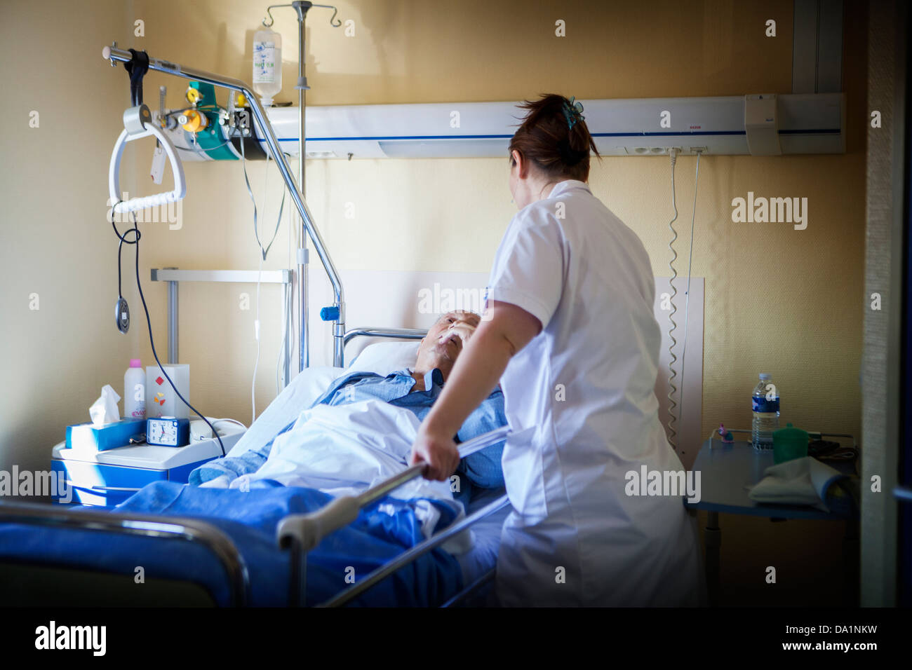 PALLIATIVE CARE UNIT Stock Photo - Alamy