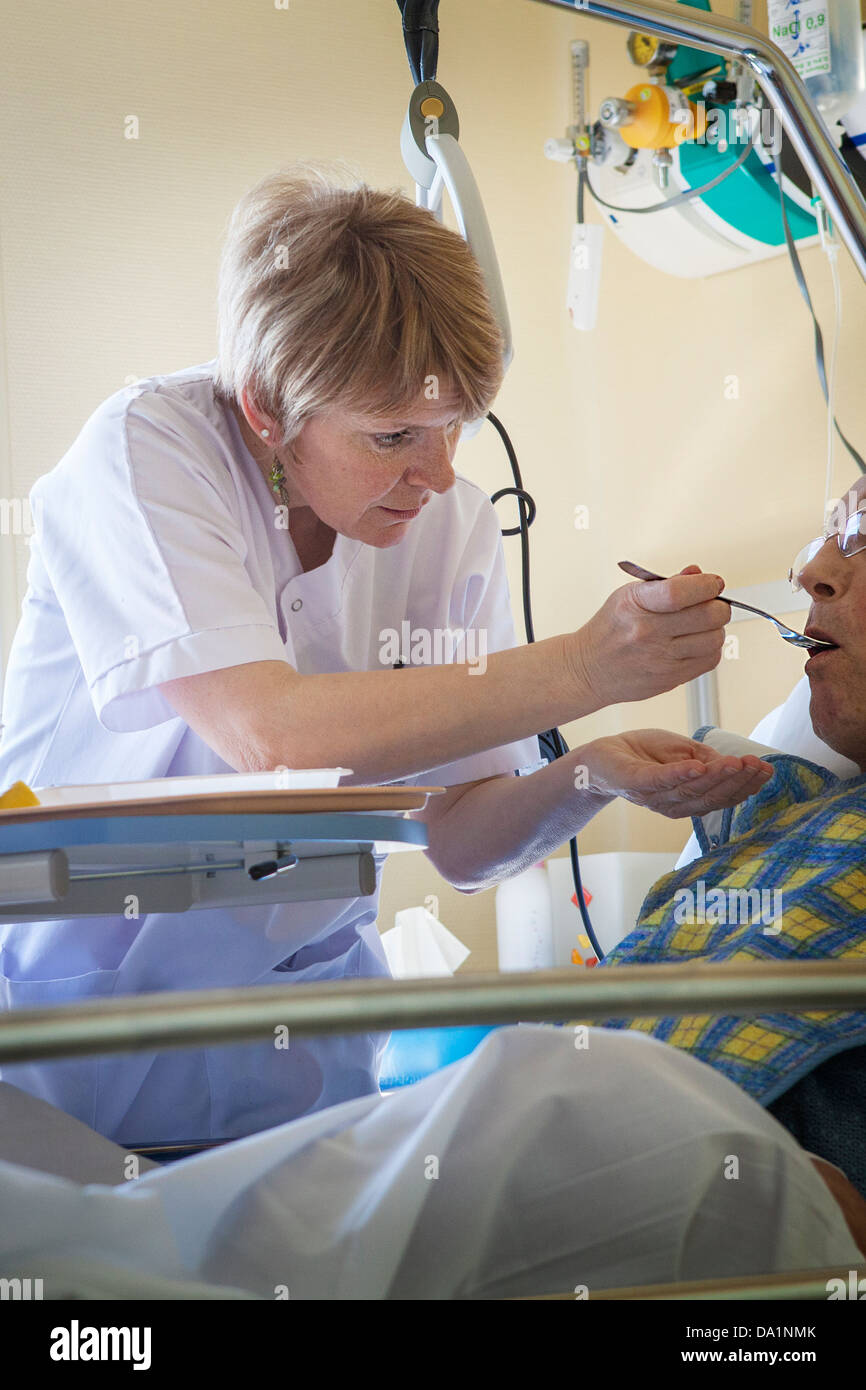 PALLIATIVE CARE UNIT Stock Photo - Alamy