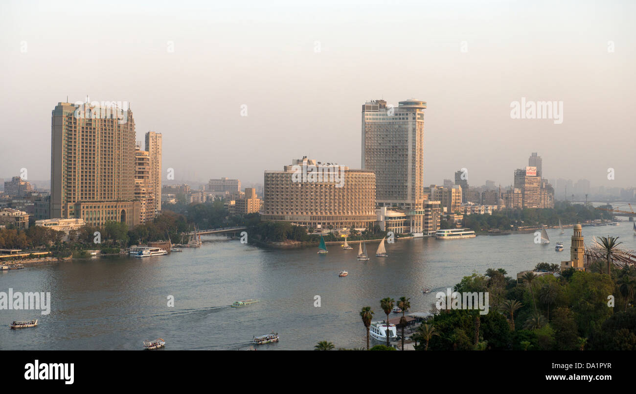 Egypt cairo islamic bank building hi-res stock photography and images ...