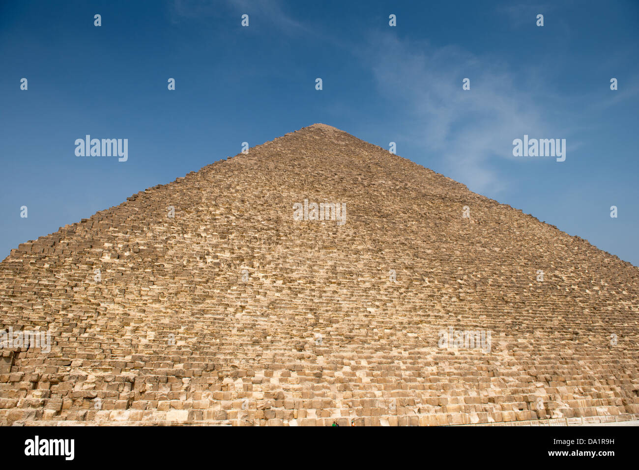 Pyramid of Khufu (Cheops) in Great pyramids complex in Giza Stock Photo ...