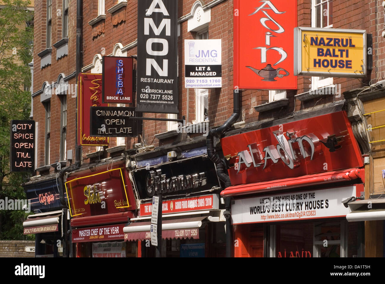 Brick lane london indian restaurants hi-res stock photography and ...
