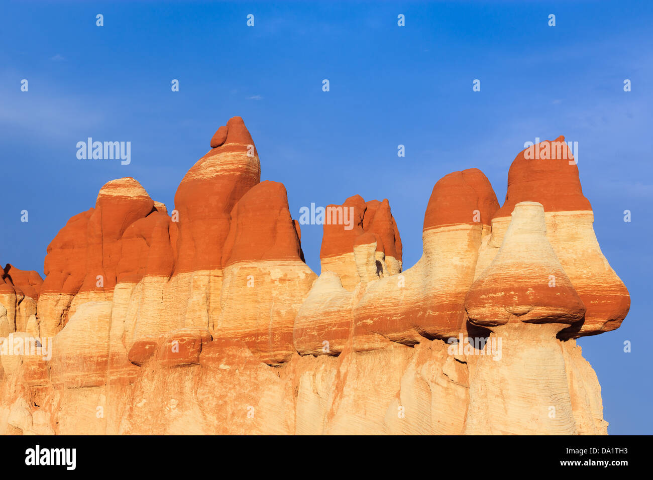 Red rock boulders in the Blue Canyon area of Moenkopi Wash south of ...