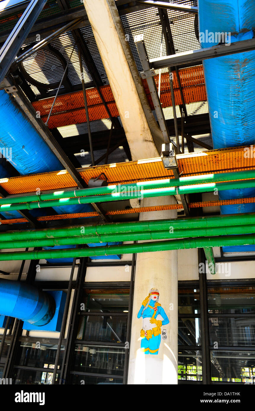 Pompidou exterior pipes hi-res stock photography and images - Alamy