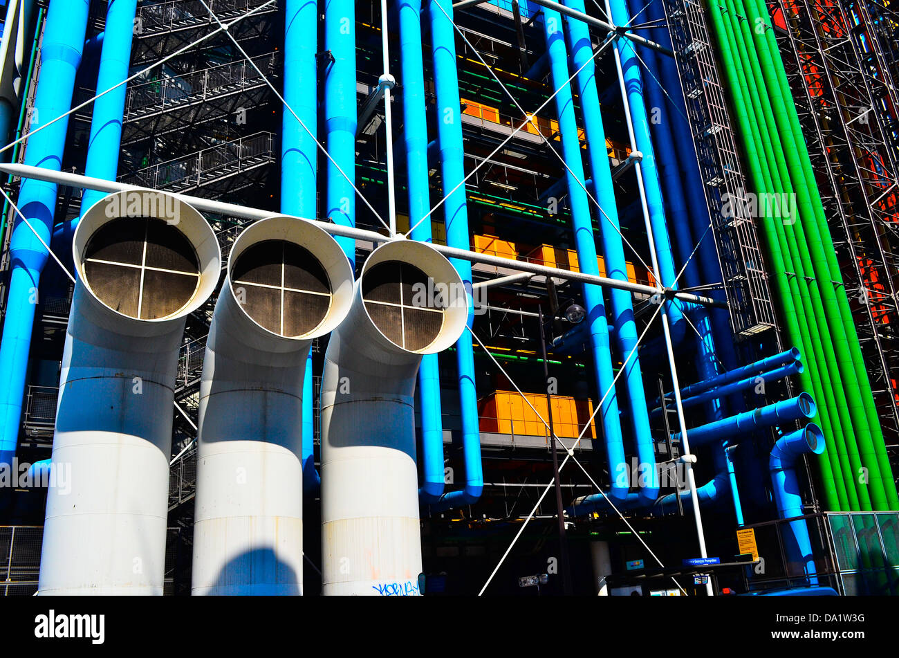 France architecture pompidou exhibition hi-res stock photography and ...