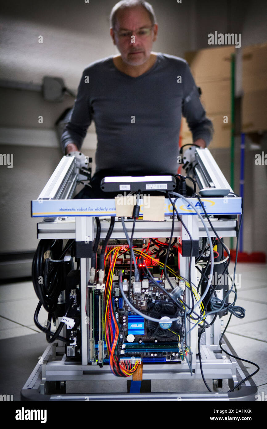 Citizen robotics hi-res stock photography and images - Alamy