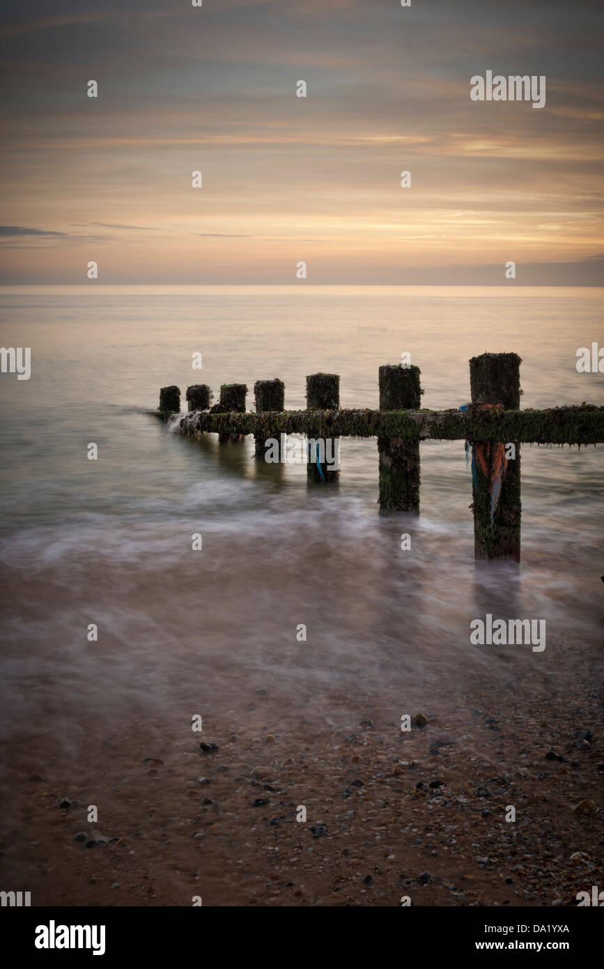 Pett level beach hi-res stock photography and images - Alamy
