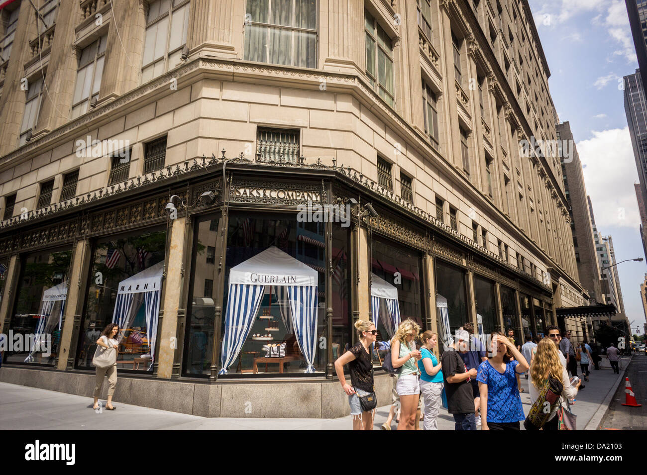 The Saks Fifth Avenue flagship store in New York Stock Photo - Alamy