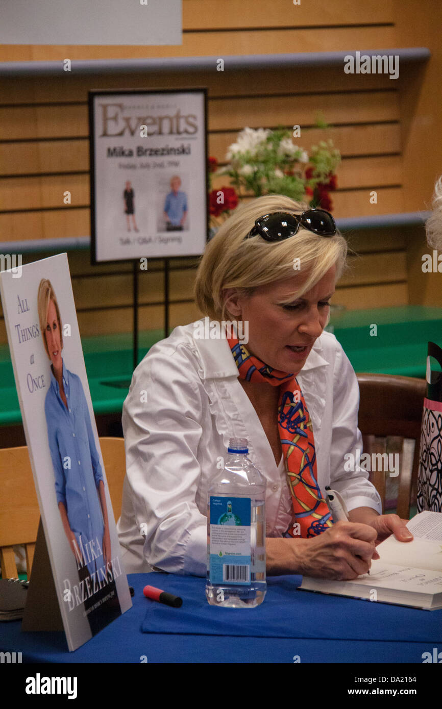 Mika brzezinski hi-res stock photography and images - Alamy