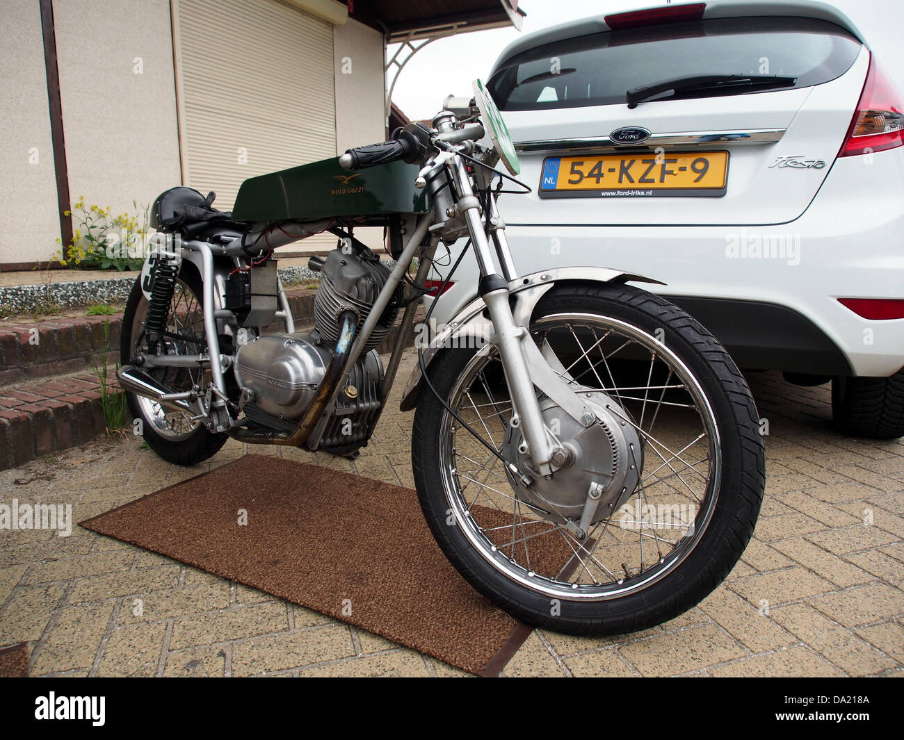 The Moto Guzzi No33 is a vintage motorcycle known for its unique design ...