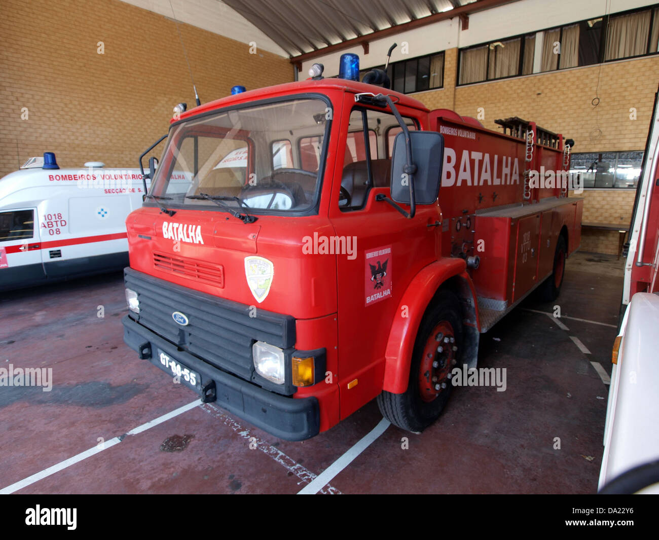This image shows a Ford vehicle used by Bombeiros Batalha, a fire ...