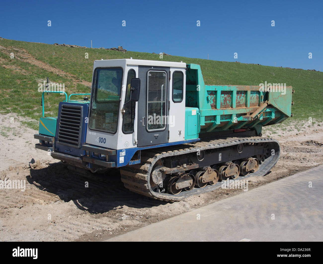 This image shows the IHI IC100 RD 038, a type of industrial equipment ...