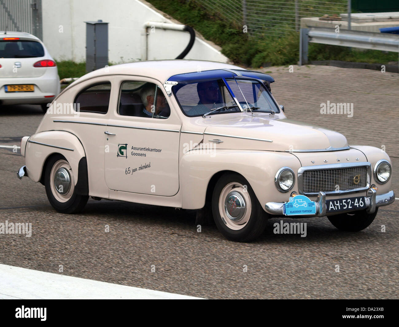 Old volvo car hi-res stock photography and images - Alamy
