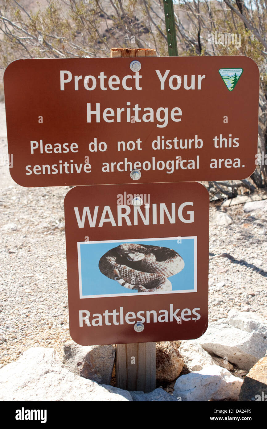 Ghost warning sign hi-res stock photography and images - Alamy