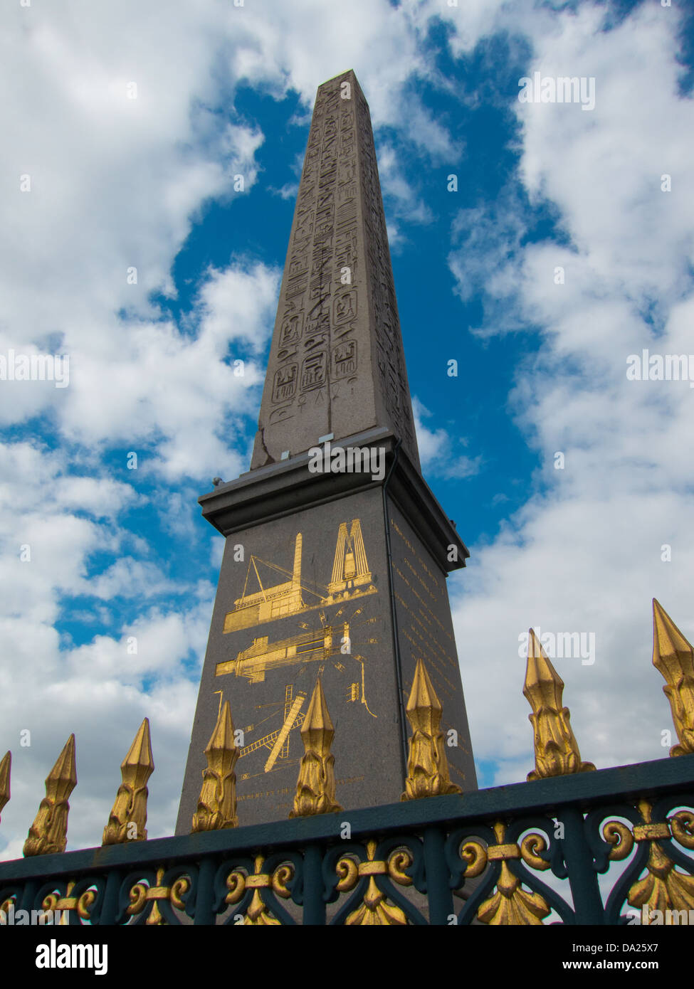 Obelisque of paris hi-res stock photography and images - Alamy