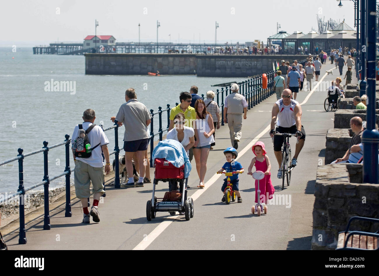 Mumbles seafront hi-res stock photography and images - Alamy
