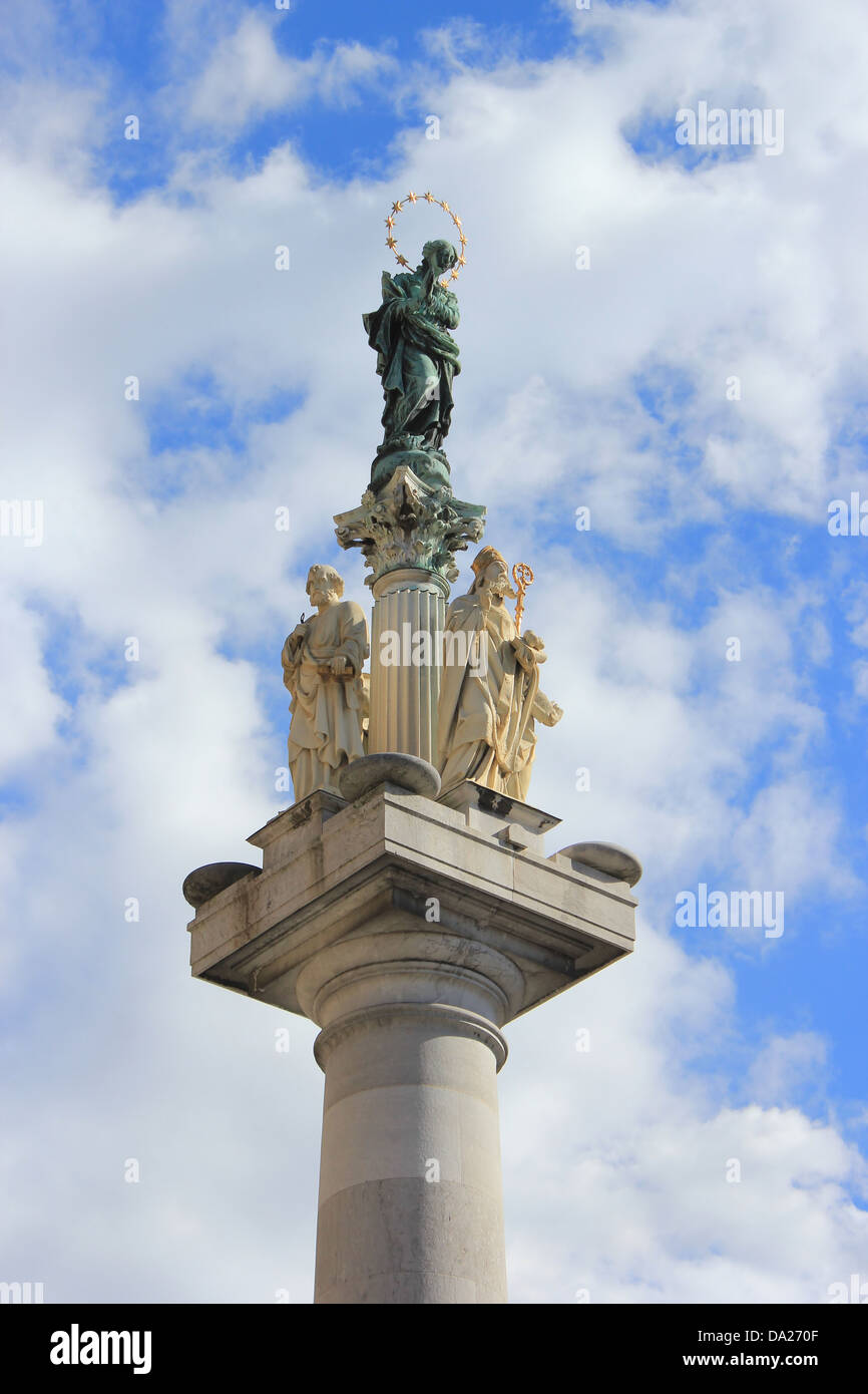 Shrine to the virgin mary hi-res stock photography and images - Alamy