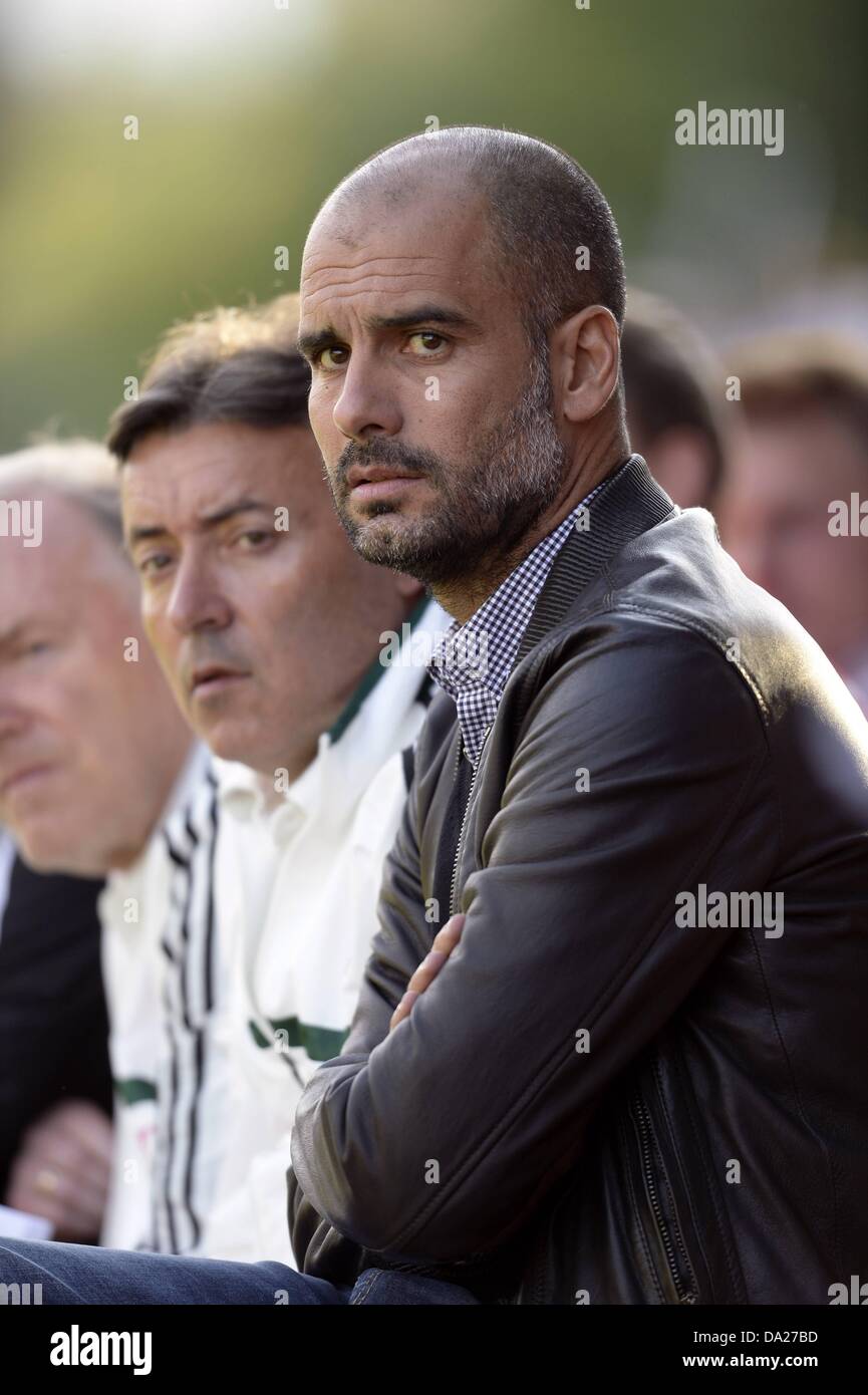 Pep soccer bayern hi-res stock photography and images - Alamy